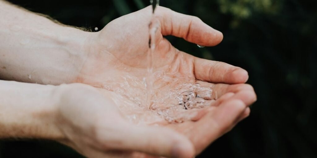 Oregon Town’s Water Crisis Deepens as Data Centers Expand - Portland News